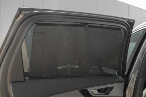 Pelēks Audi SQ7 2017 Viļņa, ar dzinēja tilpumu 4.00 L un nobraukumu 200 tūkst. km par 29950 €, foto 29 vietnē AUTOMOTO.COM.LV