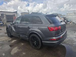 Pelēks Audi SQ7 2017 Šilalė, ar dzinēja tilpumu 3.96 L un nobraukumu 217 tūkst. km par 23500 €, foto 3 vietnē AUTOMOTO.COM.LV