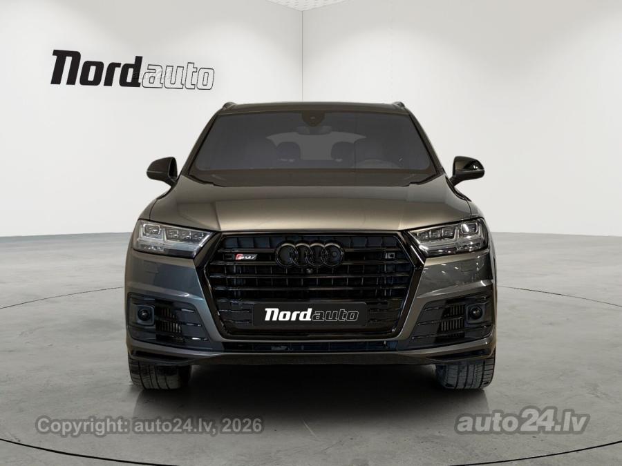 Grey Audi SQ7 2017 in Tallinn, with an engine capacity of 4.00 L and mileage of 219 thousand km for 30900 €, photo 4 on AUTOMOTO.COM.LV