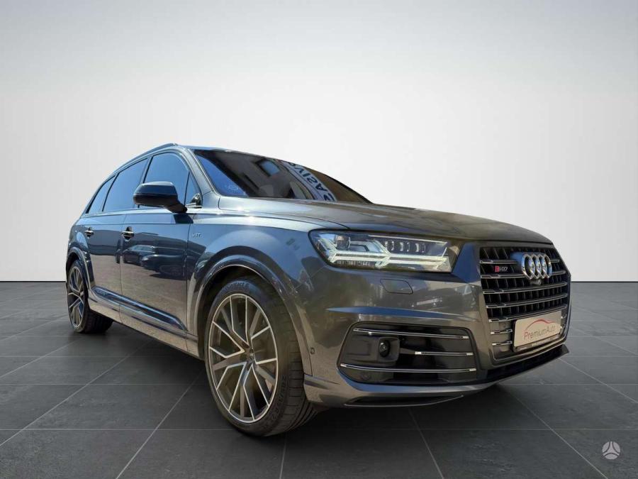 Grey Audi SQ7 2017 in Vilnius, with an engine capacity of 3.96 L and mileage of 214 thousand km for 35500 €, photo 4 on AUTOMOTO.COM.LV