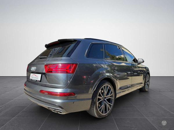 Grey Audi SQ7 2017 in Vilnius, with an engine capacity of 3.96 L and mileage of 214 thousand km for 35500 €, photo 6 on AUTOMOTO.COM.LV