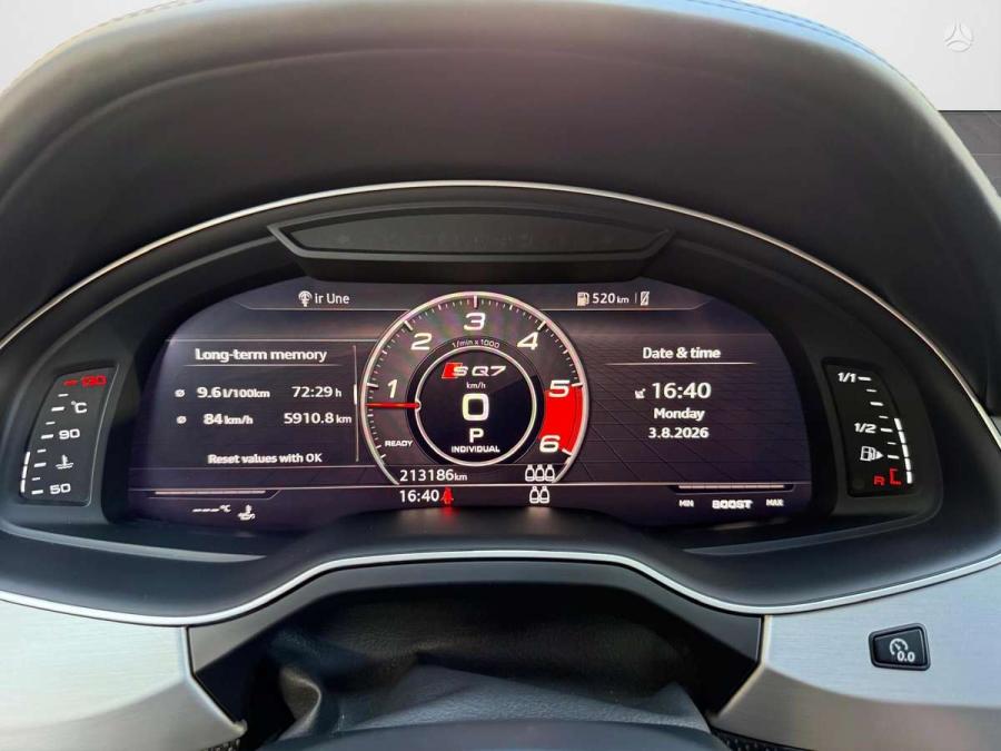 Grey Audi SQ7 2017 in Vilnius, with an engine capacity of 3.96 L and mileage of 214 thousand km for 35500 €, photo 19 on AUTOMOTO.COM.LV