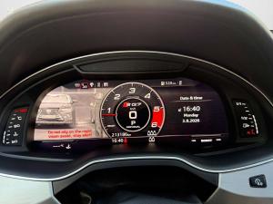 Grey Audi SQ7 2017 in Vilnius, with an engine capacity of 3.96 L and mileage of 214 thousand km for 35500 €, photo 20 on AUTOMOTO.COM.LV