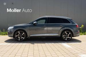 Grey Audi SQ7 2017 in Vilnius, with an engine capacity of 4.00 L and mileage of 200 thousand km for 28100 €, photo 4 on AUTOMOTO.COM.LV