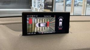 Pelēks Audi SQ7 2018 Rīga, ar dzinēja tilpumu 3.96 L un nobraukumu 169 tūkst. km par 34990 €, foto 29 vietnē AUTOMOTO.COM.LV