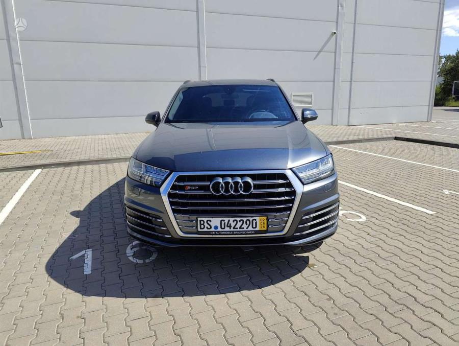 Pelēks Audi SQ7 2018 Kauņa, ar dzinēja tilpumu 3.96 L un nobraukumu 175 tūkst. km par 27900 €, foto 3 vietnē AUTOMOTO.COM.LV