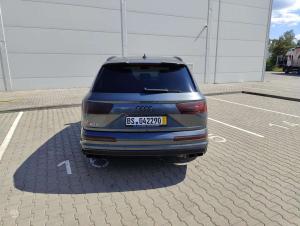Pelēks Audi SQ7 2018 Kauņa, ar dzinēja tilpumu 3.96 L un nobraukumu 175 tūkst. km par 27900 €, foto 5 vietnē AUTOMOTO.COM.LV