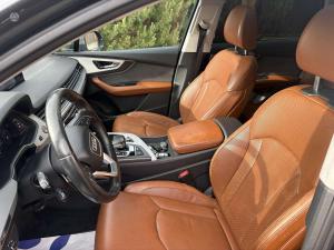 Pelēks Audi SQ7 2017 Kelmė, ar dzinēja tilpumu 3.96 L un nobraukumu 289 tūkst. km par 21000 €, foto 11 vietnē AUTOMOTO.COM.LV