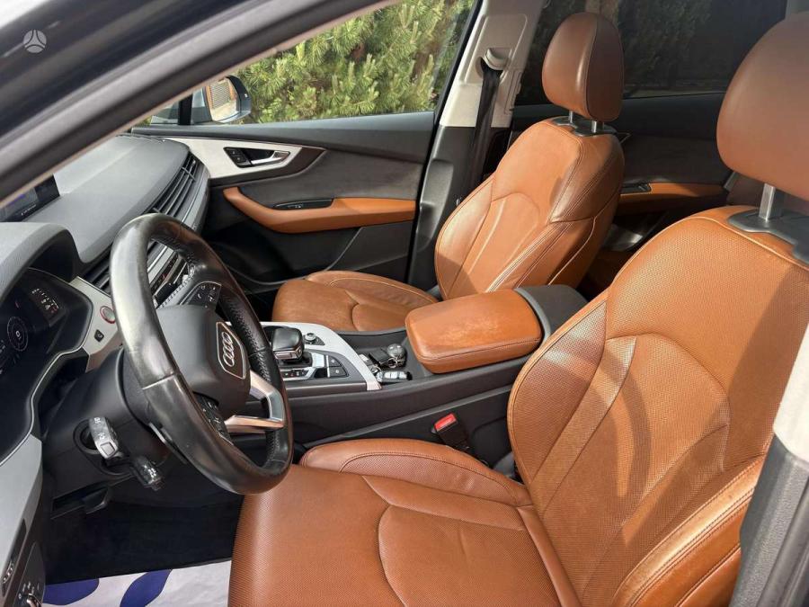 Pelēks Audi SQ7 2017 Kelmė, ar dzinēja tilpumu 3.96 L un nobraukumu 289 tūkst. km par 21000 €, foto 11 vietnē AUTOMOTO.COM.LV