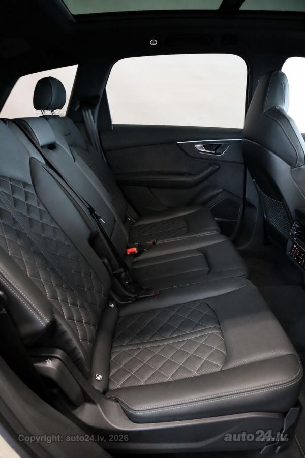 Audi SQ7 2024 in Tallinn, with an engine capacity of 4.00 L and mileage of 69 thousand km for 77900 €, photo 6 on AUTOMOTO.COM.LV