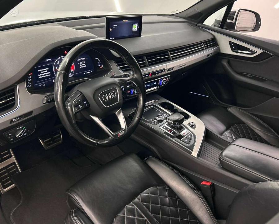 Balts Audi SQ7 2017 Marijampole, ar dzinēja tilpumu 3.96 L un nobraukumu 203 tūkst. km par 27999 €, foto 2 vietnē AUTOMOTO.COM.LV