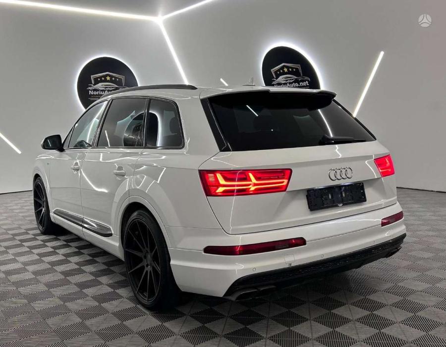 Balts Audi SQ7 2017 Marijampole, ar dzinēja tilpumu 3.96 L un nobraukumu 203 tūkst. km par 27999 €, foto 30 vietnē AUTOMOTO.COM.LV
