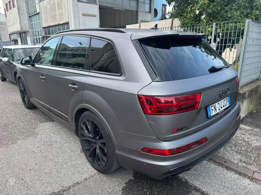 Белый Ауди SQ7 2017 в Каунас, объемом двигателя 3.96 л и пробегом 250 тыс. км за 25950 €, фото 3 на AUTOMOTO.COM.LV