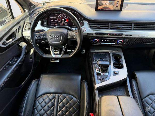 Белый Ауди SQ7 2017 в Вильнюс, объемом двигателя 3.96 л и пробегом 180 тыс. км за 38500 €, фото 9 на AUTOMOTO.COM.LV
