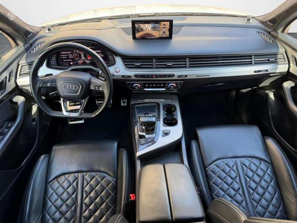 Белый Ауди SQ7 2017 в Вильнюс, объемом двигателя 3.96 л и пробегом 180 тыс. км за 38500 €, фото 10 на AUTOMOTO.COM.LV