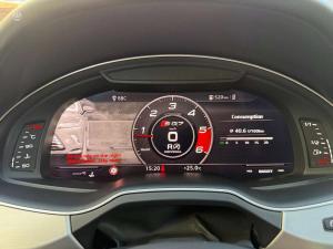 White Audi SQ7 2017 in Vilnius, with an engine capacity of 3.96 L and mileage of 180 thousand km for 38500 €, photo 19 on AUTOMOTO.COM.LV