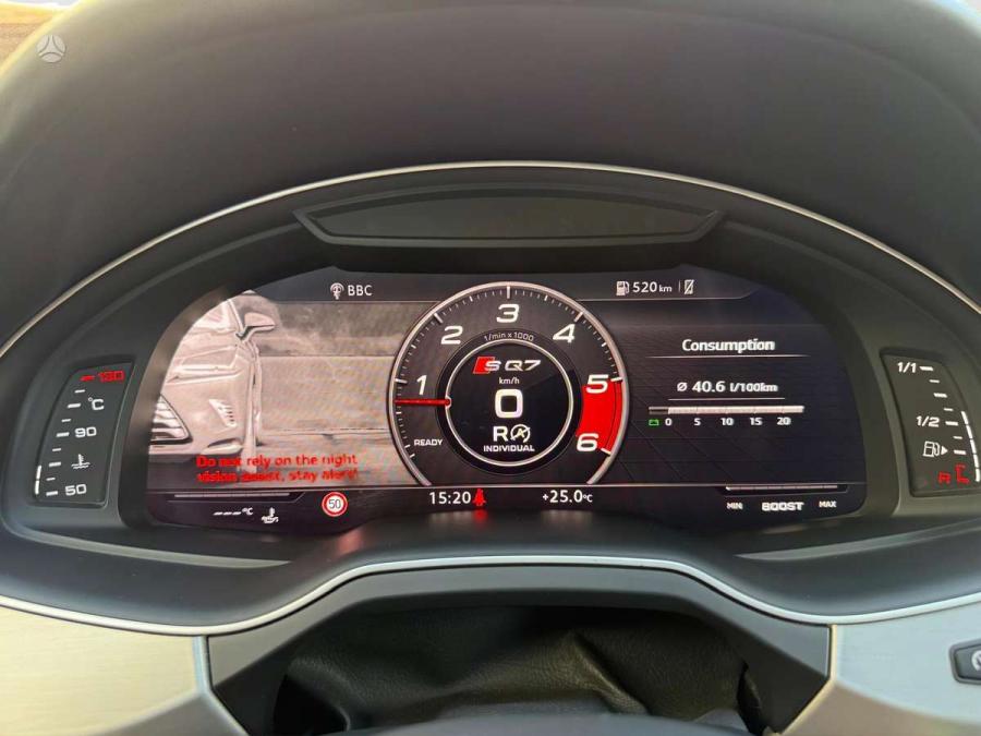White Audi SQ7 2017 in Vilnius, with an engine capacity of 3.96 L and mileage of 180 thousand km for 38500 €, photo 19 on AUTOMOTO.COM.LV