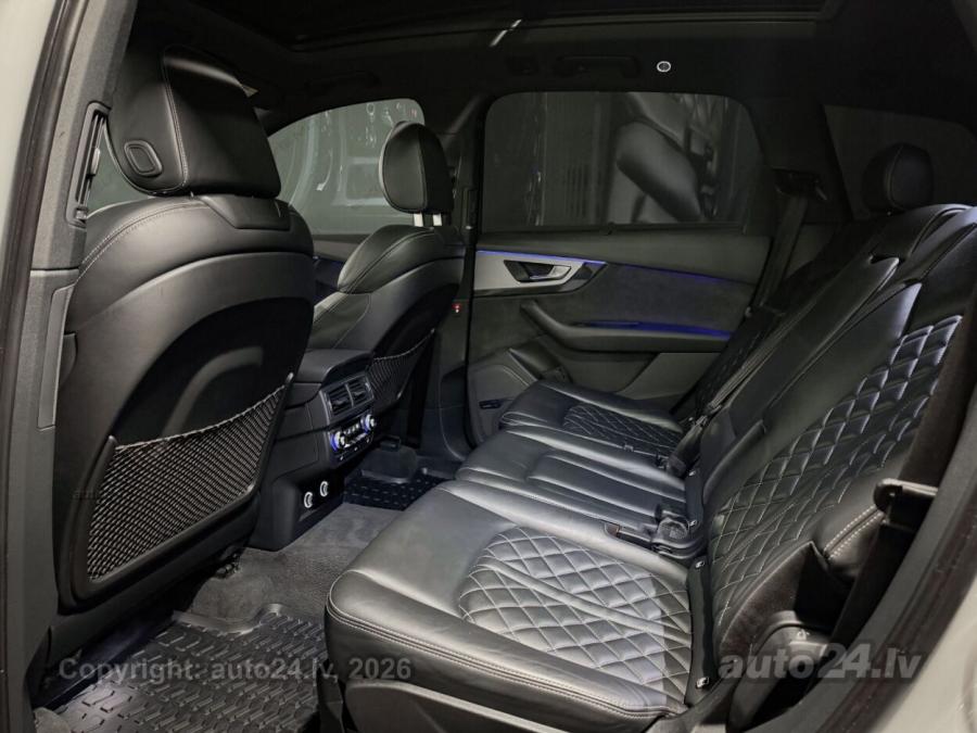 Белый Ауди SQ7 2018 в Таллин, объемом двигателя 4.00 л и пробегом 204 тыс. км за 39500 €, фото 10 на AUTOMOTO.COM.LV