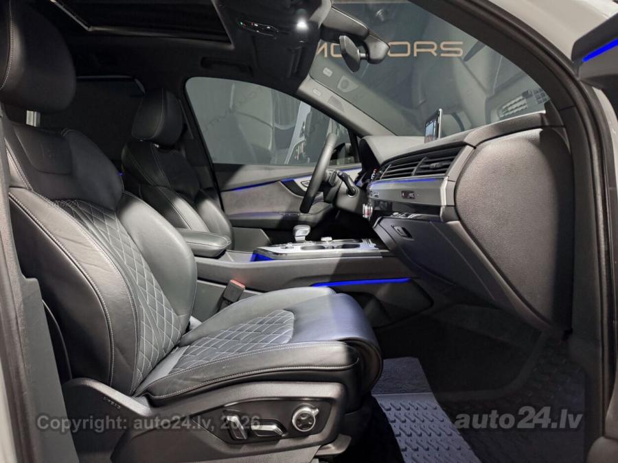 Белый Ауди SQ7 2018 в Таллин, объемом двигателя 4.00 л и пробегом 204 тыс. км за 39500 €, фото 19 на AUTOMOTO.COM.LV