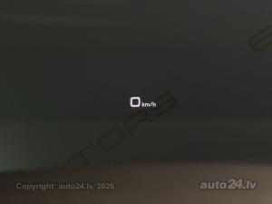Белый Ауди SQ7 2018 в Таллин, объемом двигателя 4.00 л и пробегом 204 тыс. км за 39500 €, фото 24 на AUTOMOTO.COM.LV