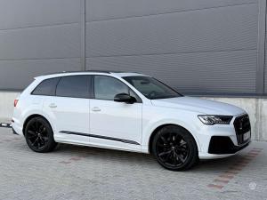 White Audi SQ7 2021 in Siauliai, with an engine capacity of 4.00 L and mileage of 64 thousand km for 58500 €, photo 3 on AUTOMOTO.COM.LV