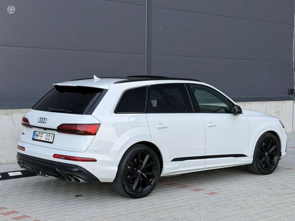 Белый Ауди SQ7 2021 в Шяуляй, объемом двигателя 4.00 л и пробегом 64 тыс. км за 58500 €, фото 4 на AUTOMOTO.COM.LV