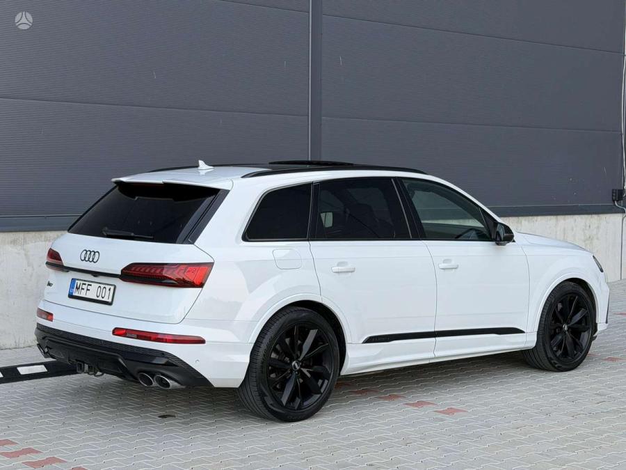 White Audi SQ7 2021 in Siauliai, with an engine capacity of 4.00 L and mileage of 64 thousand km for 58500 €, photo 5 on AUTOMOTO.COM.LV