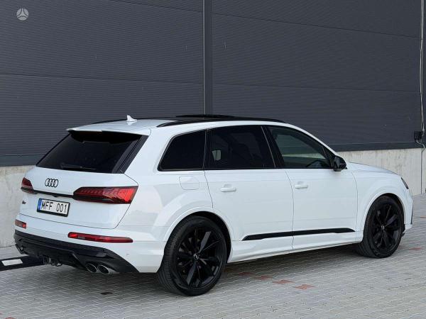 Белый Ауди SQ7 2021 в Шяуляй, объемом двигателя 4.00 л и пробегом 64 тыс. км за 58500 €, фото 5 на AUTOMOTO.COM.LV