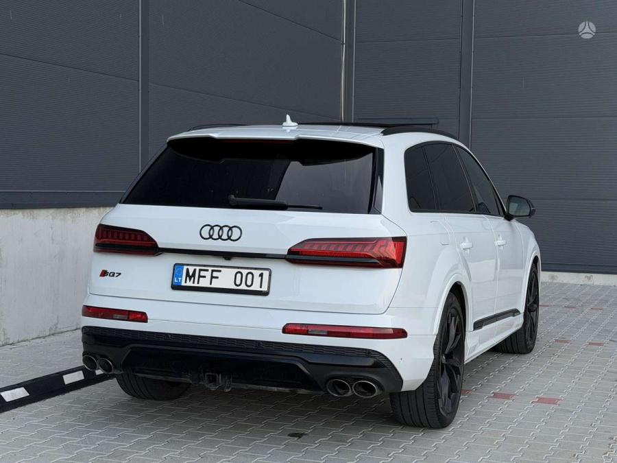White Audi SQ7 2021 in Siauliai, with an engine capacity of 4.00 L and mileage of 64 thousand km for 58500 €, photo 7 on AUTOMOTO.COM.LV