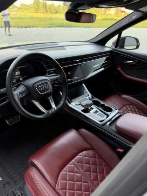 White Audi SQ7 2021 in Siauliai, with an engine capacity of 4.00 L and mileage of 64 thousand km for 58500 €, photo 16 on AUTOMOTO.COM.LV
