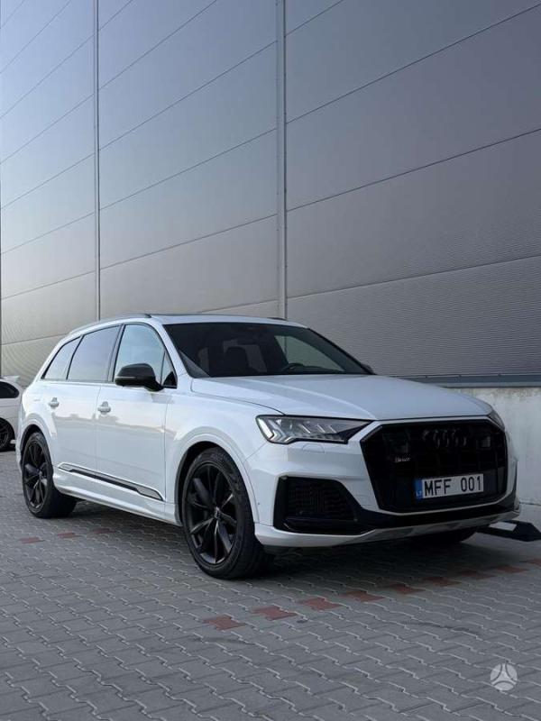 Audi SQ7 2021 in Siauliai on AUTOMOTO.COM.LV White Audi SQ7 2021 in Siauliai, with an engine capacity of 4.00 L and mileage of 65 thousand km for 57800 €, photo 1 on AUTOMOTO.COM.LV