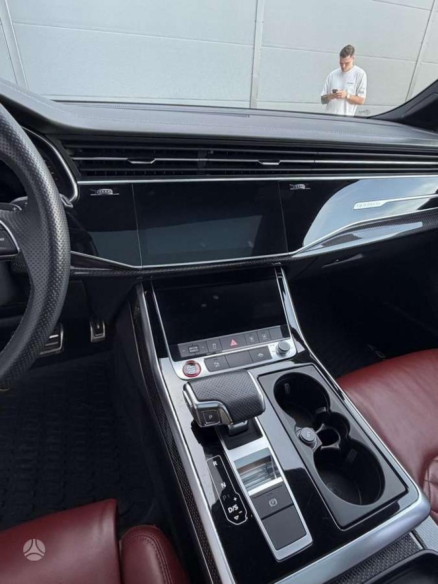 White Audi SQ7 2021 in Siauliai, with an engine capacity of 4.00 L and mileage of 65 thousand km for 57800 €, photo 22 on AUTOMOTO.COM.LV