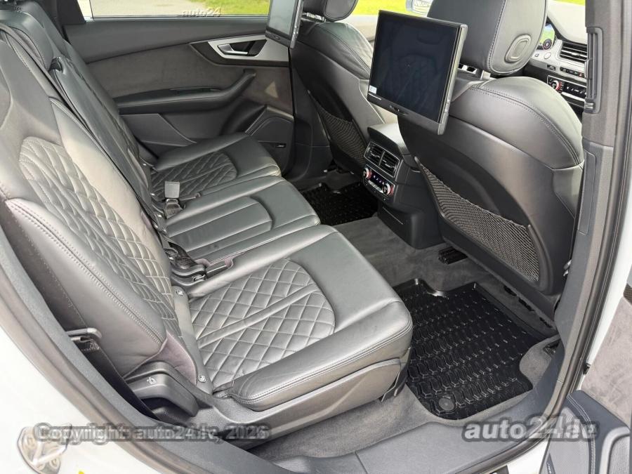 Balts Audi SQ7 2016 Tartu, ar dzinēja tilpumu 4.00 L un nobraukumu 249 tūkst. km par 29900 €, foto 16 vietnē AUTOMOTO.COM.LV