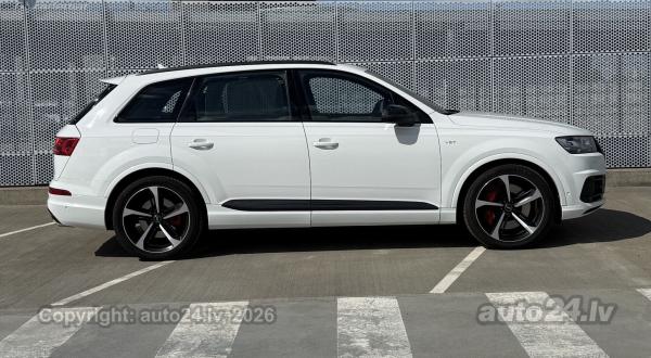 White Audi SQ7 2017 in Tallinn, with an engine capacity of 4.00 L and mileage of 153 thousand km for 35300 €, photo 6 on AUTOMOTO.COM.LV
