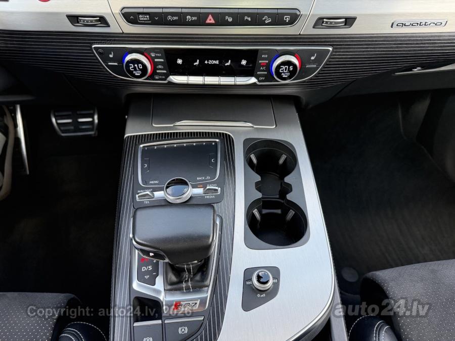 Balts Audi SQ7 2017 Tallina, ar dzinēja tilpumu 4.00 L un nobraukumu 153 tūkst. km par 35300 €, foto 16 vietnē AUTOMOTO.COM.LV