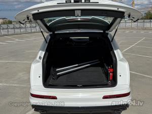 Balts Audi SQ7 2017 Tallina, ar dzinēja tilpumu 4.00 L un nobraukumu 153 tūkst. km par 35300 €, foto 20 vietnē AUTOMOTO.COM.LV
