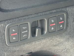 Balts Audi SQ7 2017 Tallina, ar dzinēja tilpumu 4.00 L un nobraukumu 153 tūkst. km par 35300 €, foto 22 vietnē AUTOMOTO.COM.LV