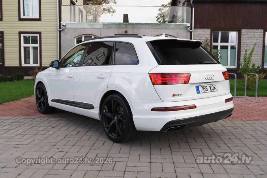 White Audi SQ7 2018 in Tallinn, with an engine capacity of 4.00 L and mileage of 160 thousand km for 30500 €, photo 9 on AUTOMOTO.COM.LV