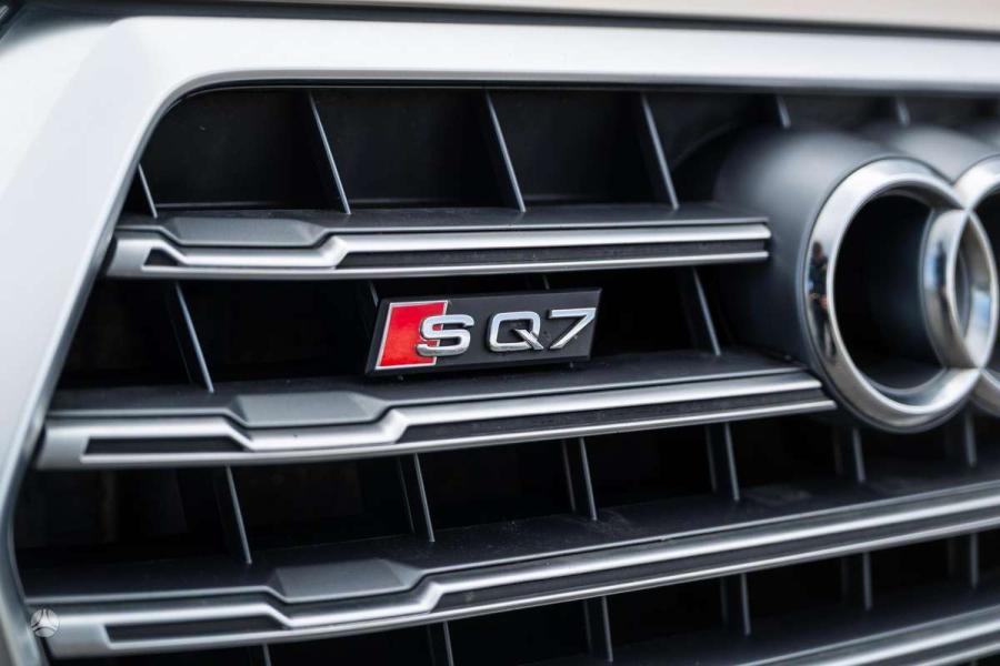 Желтый Ауди SQ7 2017 в Вильнюс, объемом двигателя 3.96 л и пробегом 188 тыс. км за 26900 €, фото 5 на AUTOMOTO.COM.LV