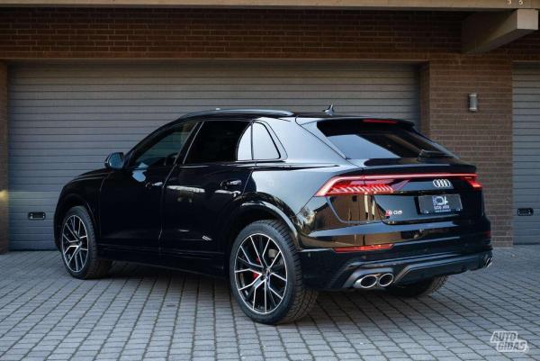 Black Audi SQ8 2020 in Marijampole, with an engine capacity of 4.00 L and mileage of 139 thousand km for 59950 €, photo 8 on AUTOMOTO.COM.LV