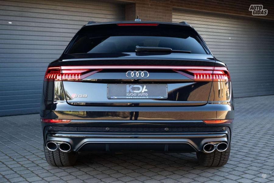Black Audi SQ8 2020 in Marijampole, with an engine capacity of 4.00 L and mileage of 139 thousand km for 59950 €, photo 10 on AUTOMOTO.COM.LV