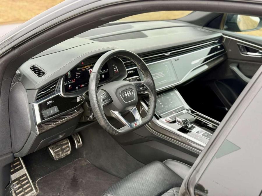 Melns Audi SQ8 2020 Vilkaviškis, ar dzinēja tilpumu 3.96 L un nobraukumu 202 tūkst. km par 53000 €, foto 10 vietnē AUTOMOTO.COM.LV