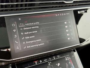 Melns Audi SQ8 2020 Vilkaviškis, ar dzinēja tilpumu 3.96 L un nobraukumu 202 tūkst. km par 53000 €, foto 16 vietnē AUTOMOTO.COM.LV