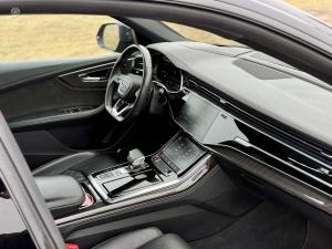 Melns Audi SQ8 2020 Vilkaviškis, ar dzinēja tilpumu 3.96 L un nobraukumu 202 tūkst. km par 53000 €, foto 25 vietnē AUTOMOTO.COM.LV