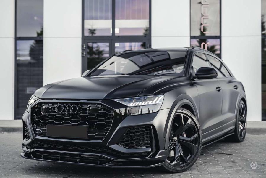 Black Audi SQ8 2021 in Vilnius, with an engine capacity of 4.00 L and mileage of 40 thousand km for 79000 €, photo 1 on AUTOMOTO.COM.LV