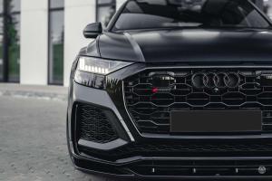 Black Audi SQ8 2021 in Vilnius, with an engine capacity of 4.00 L and mileage of 40 thousand km for 79000 €, photo 8 on AUTOMOTO.COM.LV