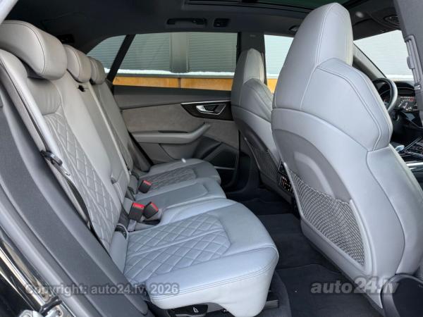 Black Audi SQ8 2022 in Tallinn, with an engine capacity of 4.00 L and mileage of 90 thousand km for 66900 €, photo 11 on AUTOMOTO.COM.LV
