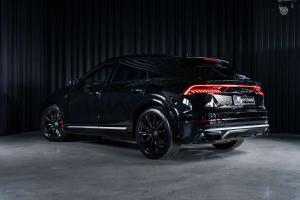 Black Audi SQ8 2023 in Vilnius, with an engine capacity of 4.00 L and mileage of 73 thousand km for 75000 €, photo 7 on AUTOMOTO.COM.LV