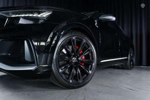 Black Audi SQ8 2023 in Vilnius, with an engine capacity of 4.00 L and mileage of 73 thousand km for 75000 €, photo 9 on AUTOMOTO.COM.LV