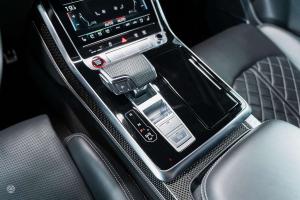 Black Audi SQ8 2023 in Vilnius, with an engine capacity of 4.00 L and mileage of 73 thousand km for 75000 €, photo 27 on AUTOMOTO.COM.LV
